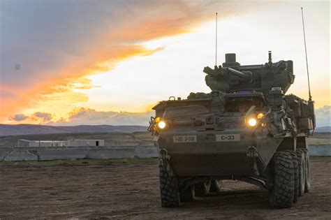 Us Army Tests Upgraded Stryker Vehicles With 30mm Autocannon In Live