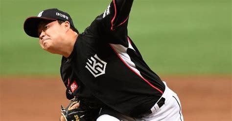 사진 넥센 상대로 역투 펼치는 Kt 선발 박세진 사진 넥센 상대로 역투 펼치는 Kt 선발 박세진