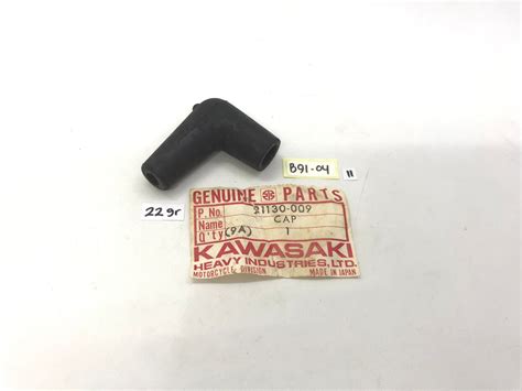 Spark Plug Cap Kawasaki Ke125 H1 H2 S1 S2 S3 A1 A7 F5 F7 F8 F9 F11 Nos