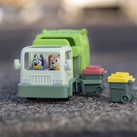 Moose Toys Bluey Garbage Truck Wehkamp