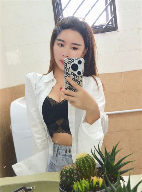 新加坡spa按摩、按摩师推广群 欢迎大家来找我按摩，我叫xixi在bik338ang Mo Kio Ave101 1649全身按摩，油压，指压，拔罐，刮痧，采耳，头疗都可以