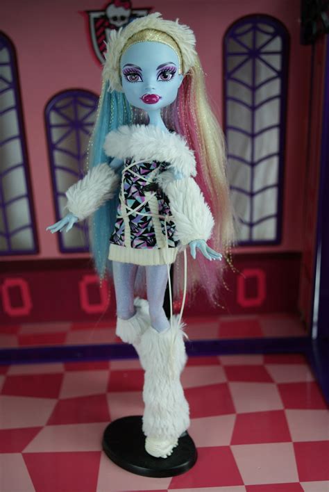 Abbey Bominable Monster High Yeti Character Profile Powers And Doll