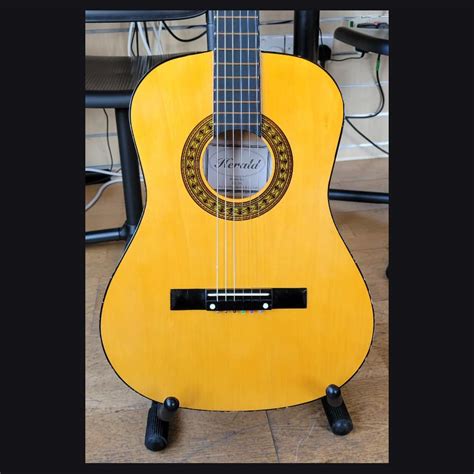 Jhs Herald 34 Classical Guitar Pre Owned Abbey Road Music