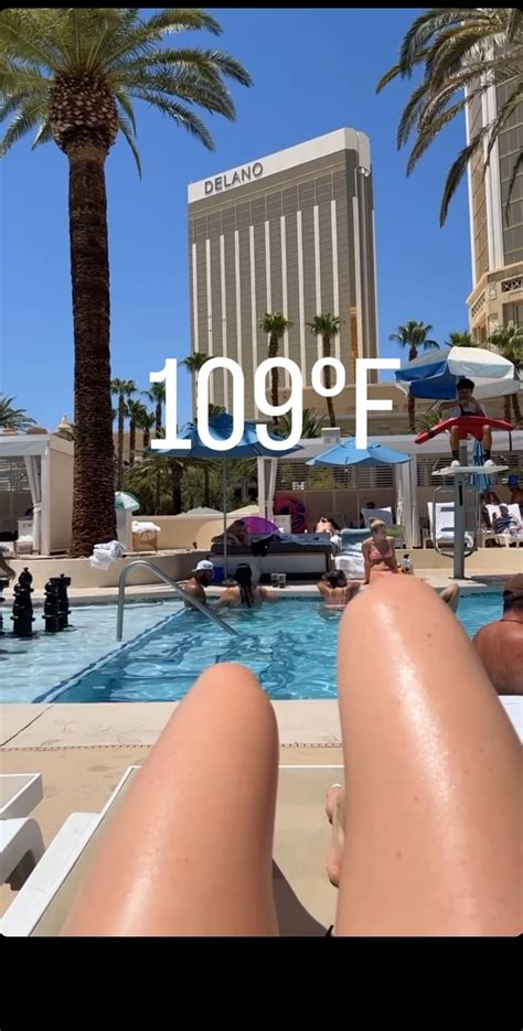 Karlie Samuelsons Feet