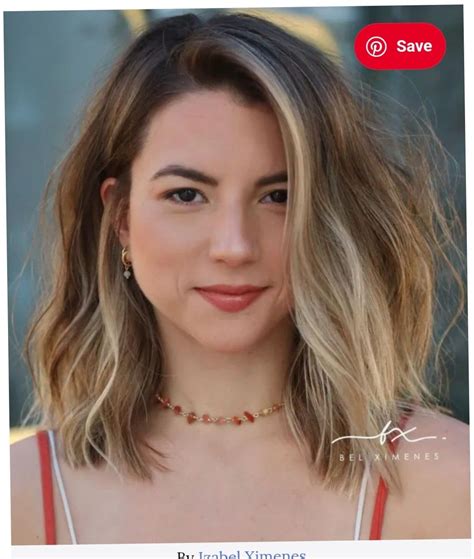 50 Chic Medium Length Wavy Hairstyles In 2023 Artofit