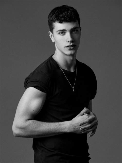 22 Year Old Bruce Herbelin Earle English French Actor And Model Lpsg
