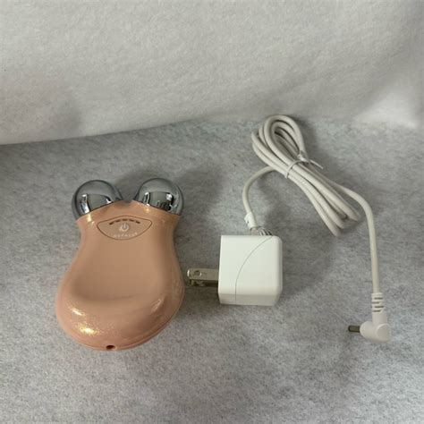 Nuface Makeup Nuface Mini Pink Shimmer Device And Charger Facial