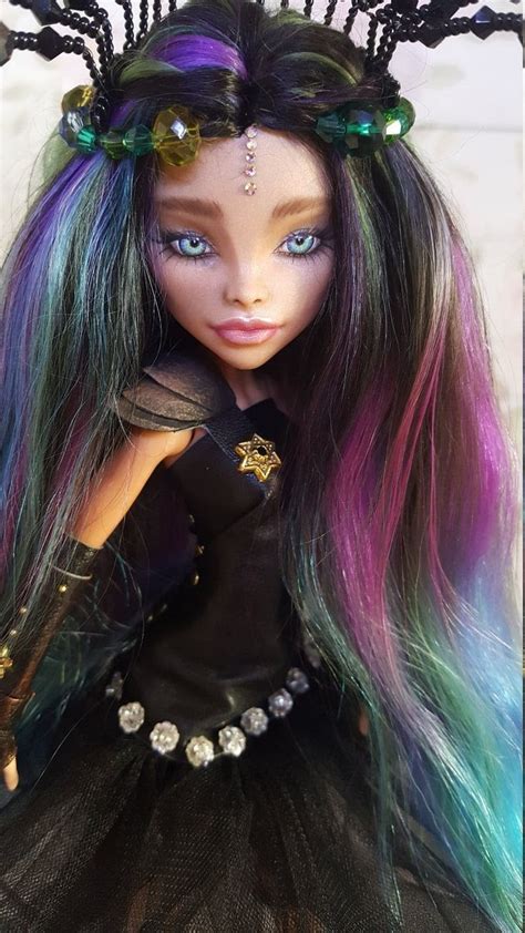 Pin By Patricia Reno On Monster High Repaints Custom Monster High