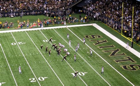 Saints Versus Falcons The New Orleans Saints Versus The At Flickr