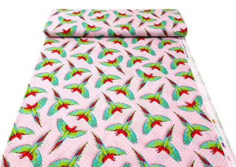Freespirit Fabrics 100 Cotton Macaw Ya Later Daydreamer Parrots