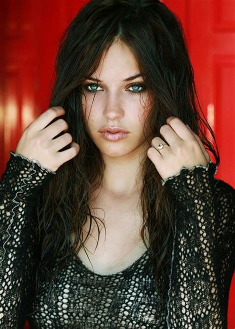 Picture Of Alexis Knapp
