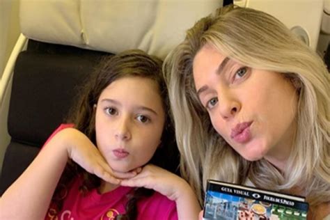 Letícia Spiller Comemora Aniversário De Nove Anos Da Filha Com Bela