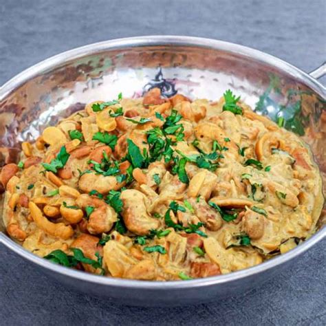 Kaju Methi Curry Red Chillez Largo