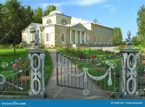 Classical Building Structure In Ancient China Bagua Eight Diagrams