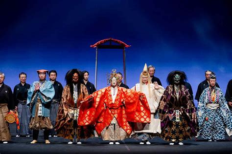 ‘photo Time For Noh Kabuki Audiences Spreading In Kansai Region Traditional Arts Working To