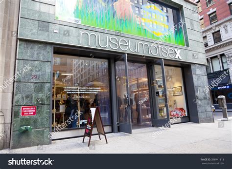 643 Imágenes De Museum Sex Imágenes Fotos Y Vectores De Stock Shutterstock