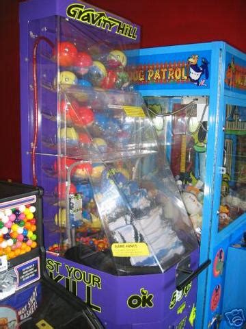 ~ Gravity Hill Prize Redemption Game Machine ~ 26008757