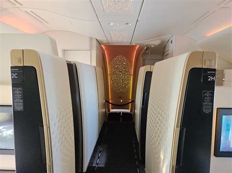壕出新高度的阿提哈德航空etihad First Class Apartment， Airbus A380 800 阿布扎比 伦敦头等舱