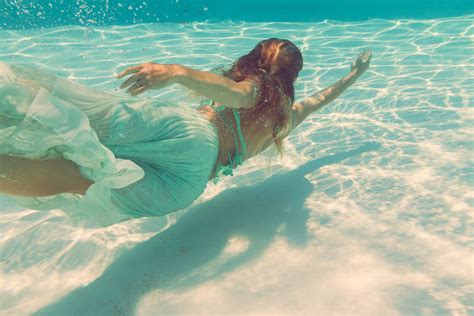 People Underwater Photography