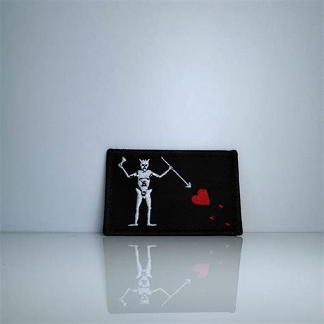 Black Beard Flag Patch Dolife Attached