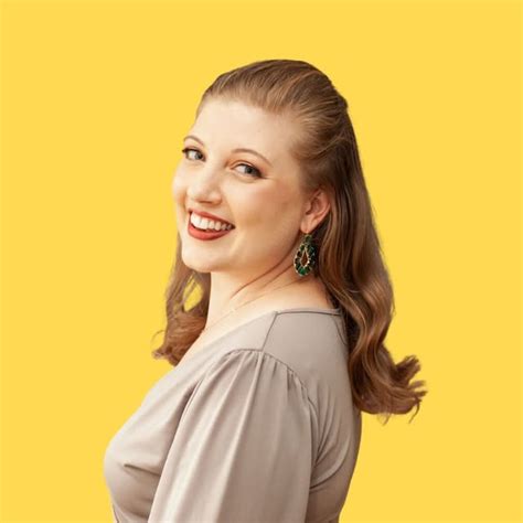 Shelby Forsythia Grief Support Coach 2x Author Podcaster