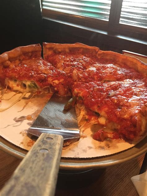 Giordanos Chicago 815 W Van Buren St West Side Menu And Prices