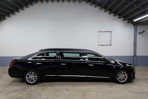 2018 Eagle Xts Cadillac 6 Door Limousine For Sale Near Me