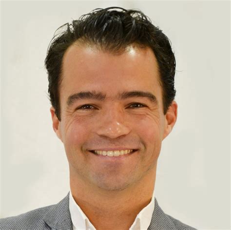 Dr Yann Schoepen Clinique Charcot