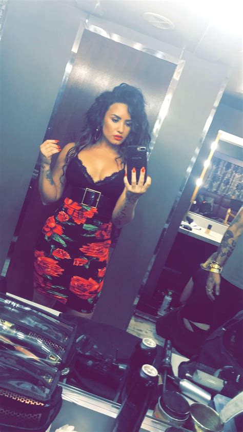 Demi Lovato Sexy Selfies Photos The Fappening