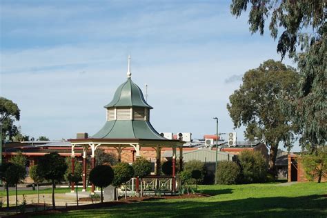 Photograph Digital Image Marilyn Smith Rotunda Greensborough War