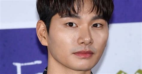 포토 이이경 코믹 이미지 벗고 악역으로 돌아왔어요~