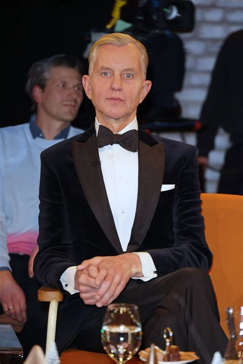 Max Raabe Jetzt Spricht Er über Seine Vergangenheit Intouch