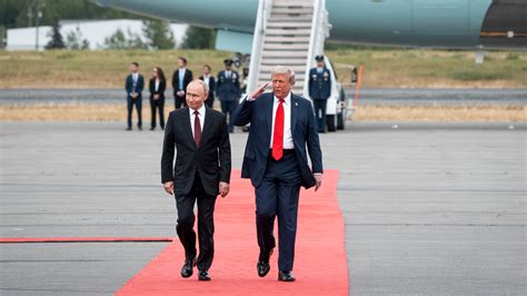 Trump Returns To Washington After Putin Talks Yield No Ukraine Deal