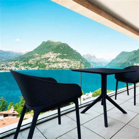 Siesta Sky 3 Piece Outdoor Bistro Set 31 12w X 29 12h Table Black
