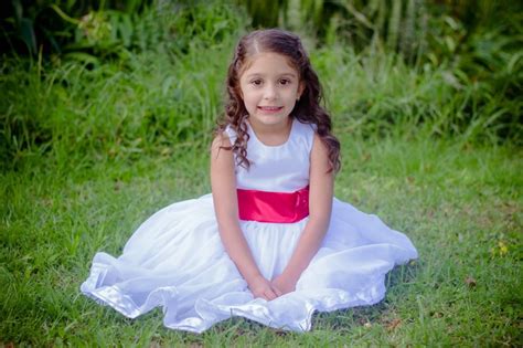 Niece Meaning In Hindi Niece का हिन्दी अर्थ Multibhashi