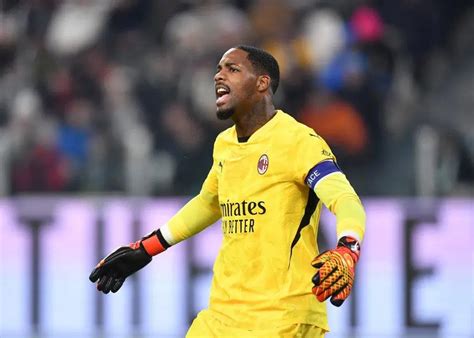 ناراحتی میلانی‌ها از واکنش مانیان به اشتباه بزرگ ورزش سه