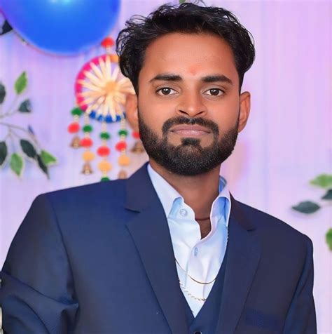 उत्तर प्रदेश के मुख्यमंत्री योगी जी किस तरह से प्रजापति समाज का वोट