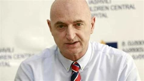 „ძალიან ბევრი ბავშვი წევს იაშვილის კლინიკაში ცნობილი „ღორის გრიპით“ ივანე ჩხაიძე მშობლებს