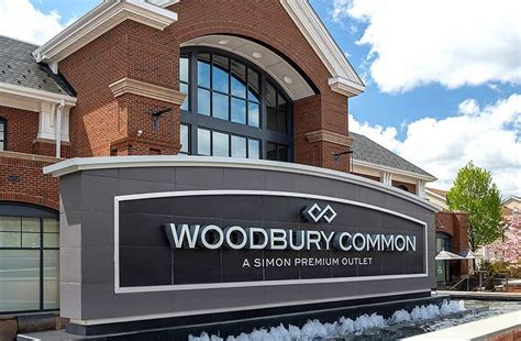 The Ultimate Shopping Guide To Woodbury Common Premium Outlets