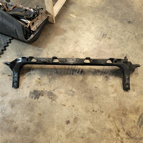 2011 2016 Ford F250 F350 F450 Upper Radiator Support Bracket Diesel