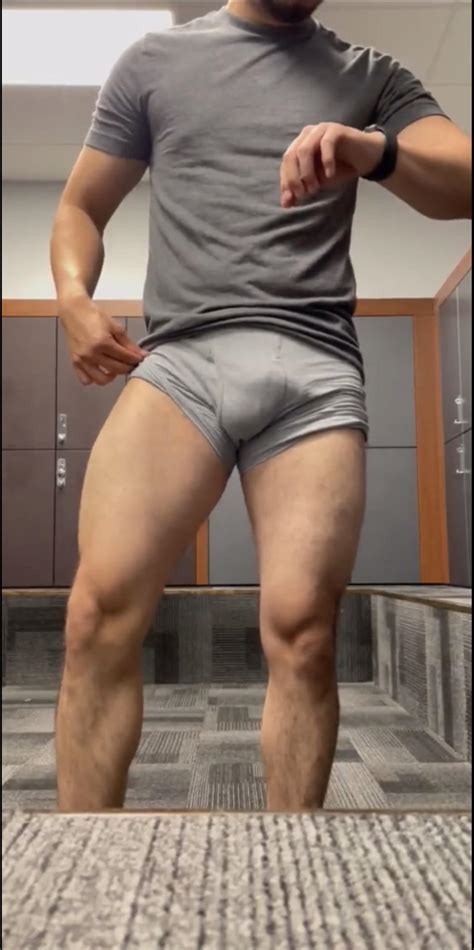 👻 R Lemmeseeyourbulge