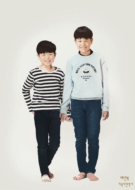 매년 같은 포즈로 가족사진을 찍는 가족촬영후기 마음따뜻한 배선복가족사진관