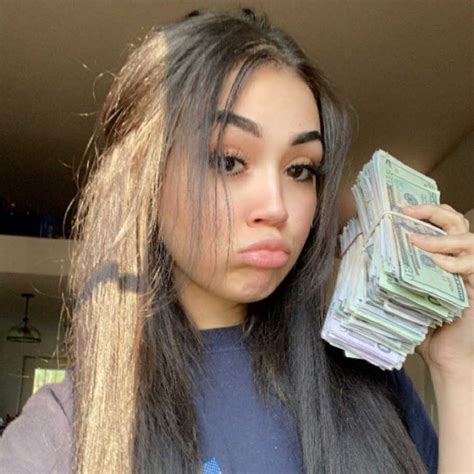 Sophie Swango Sophie Swango Snapchat Stories Spotlight And Lenses