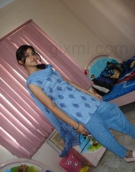 Lahori Cute Girl Warm Hearted Shagufta Gixmi