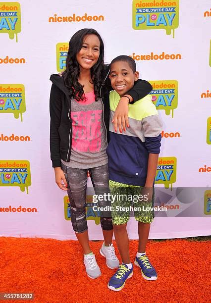 Instant Mom Photos And Premium High Res Pictures Getty Images