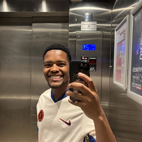 Sihle Sishi Sihle Sishi Updated His Profile Picture