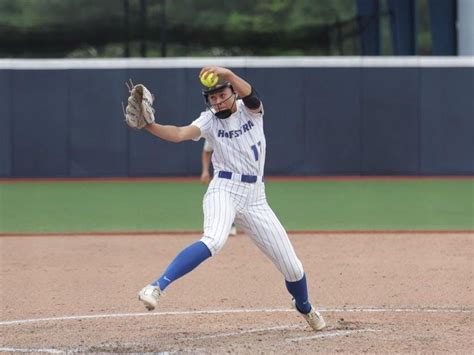 Fsu Softball Seminoles Land Transfer Pitcher Julia Apsel