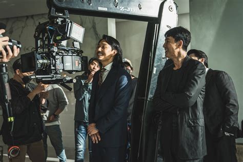 [photos] New Behind The Scene Stills Added For The Upcoming Korean