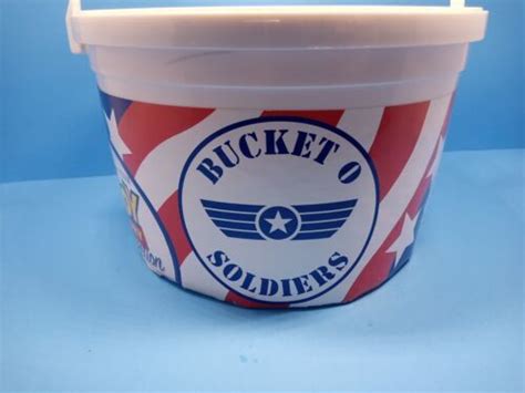 Toy Story Collection Bucket O Soldiers 71 Of 72 Soldiers With Coa