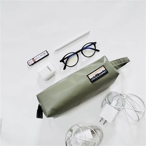 Cylinder Pouch Playworks Shop เล่นงาน ของฝากแฮนด์เมดดีไซน์เชียงใหม่